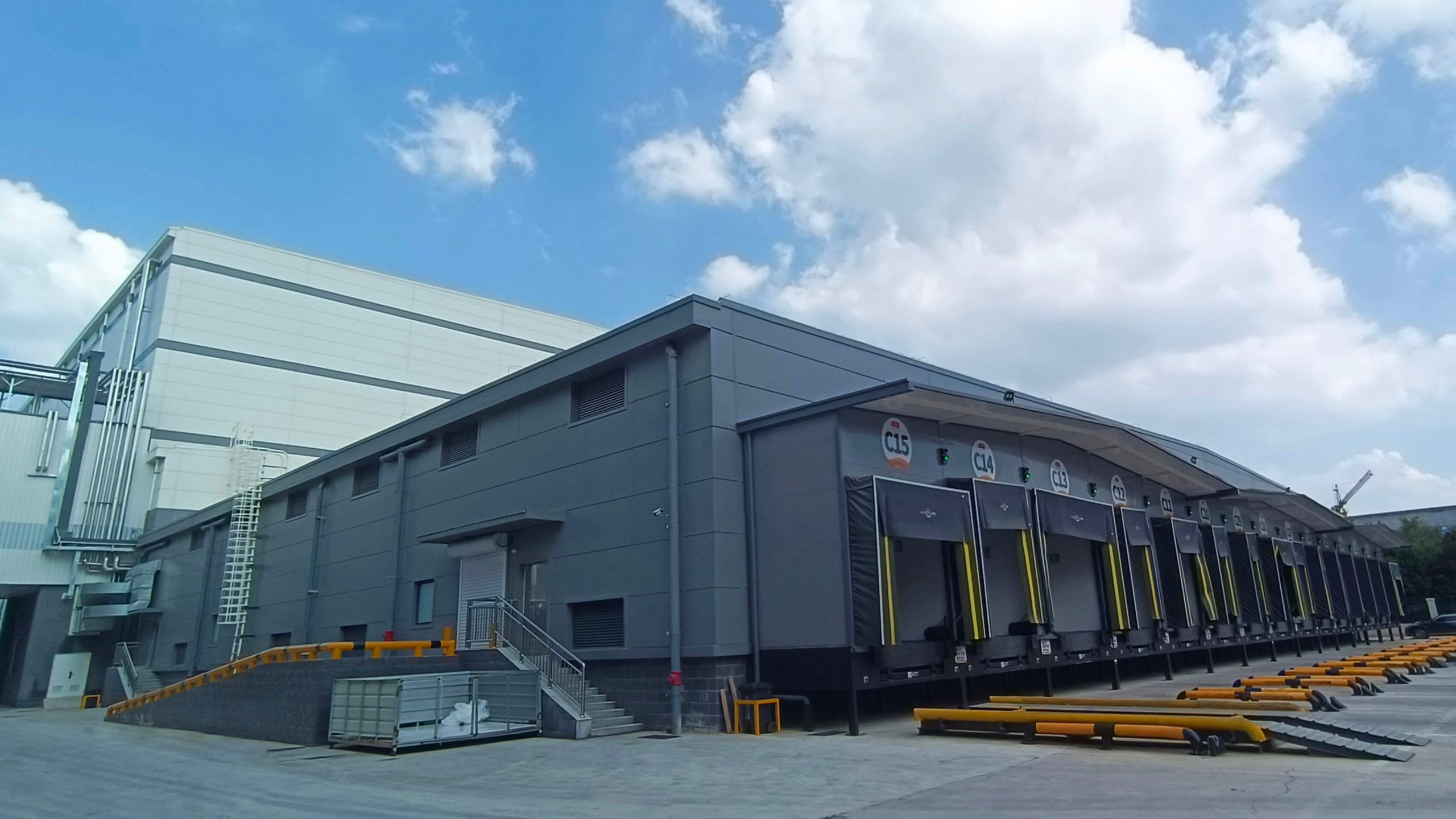QIANWEI YANGCHU Cold Storage Project - Sandwich Panel, Steel Structure ...