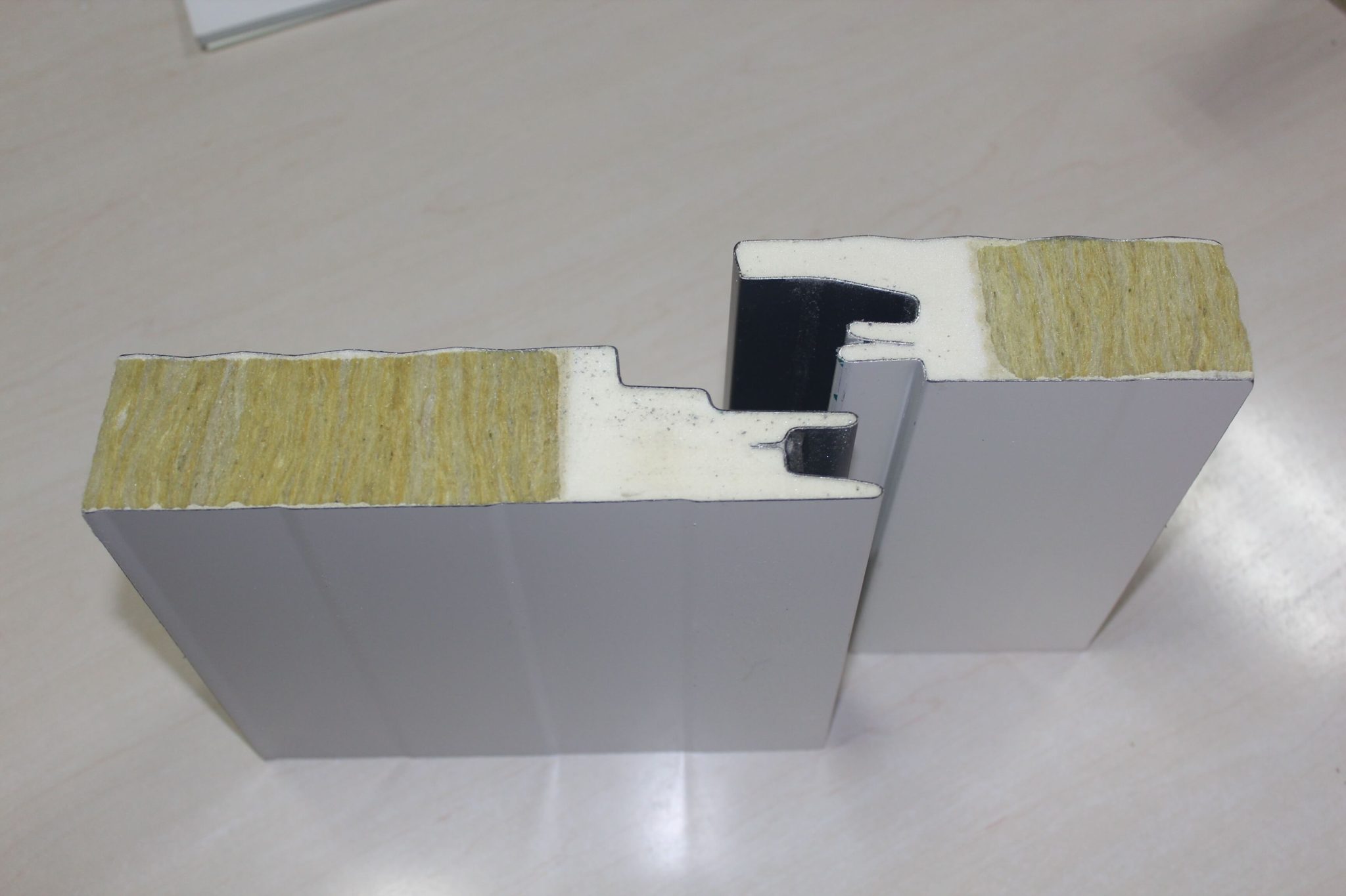 Polyurethane Edge-Sealed Rockwool and Rock Wool Sandwich Panel: A ...
