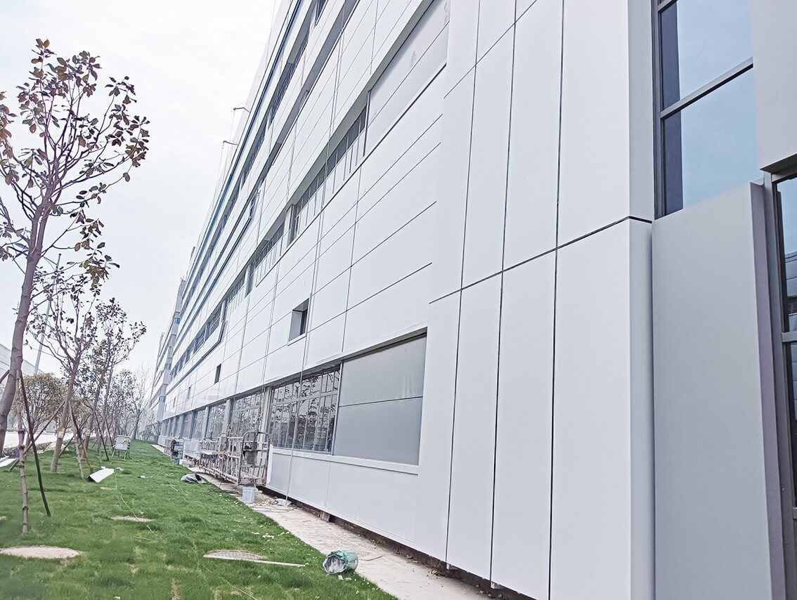 Transforming Buildings into Works of Art: Tseason Meta Curtain Wall ...